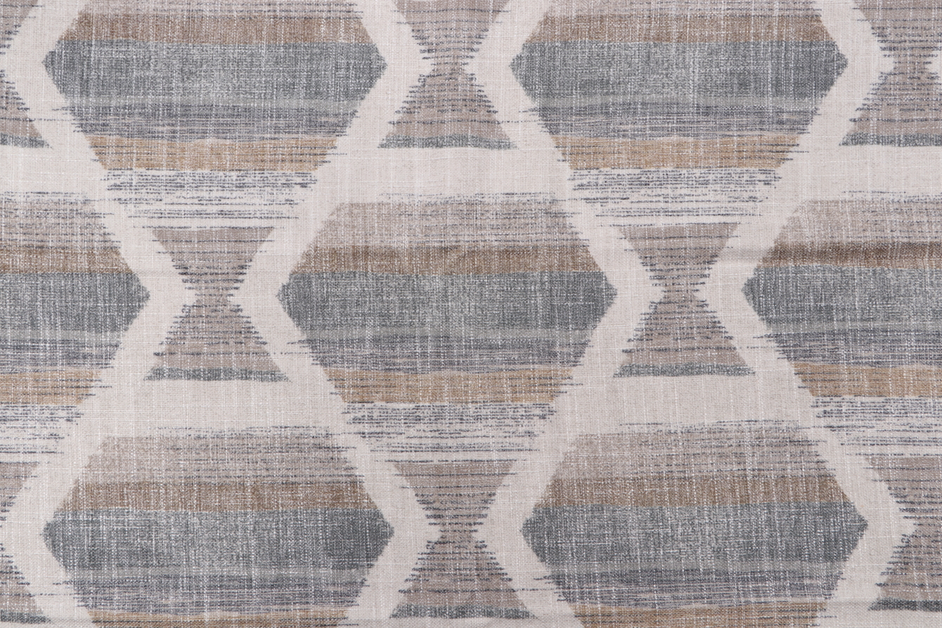 .88 Yards Zara Printed Decorator Fabric in Canyon