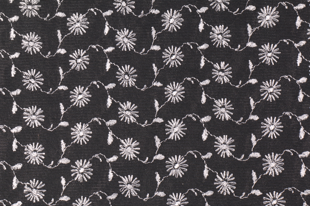 8.5 Yards Robert Allen Beaudoin Italian Made Sheer Drapery Fabric in ...